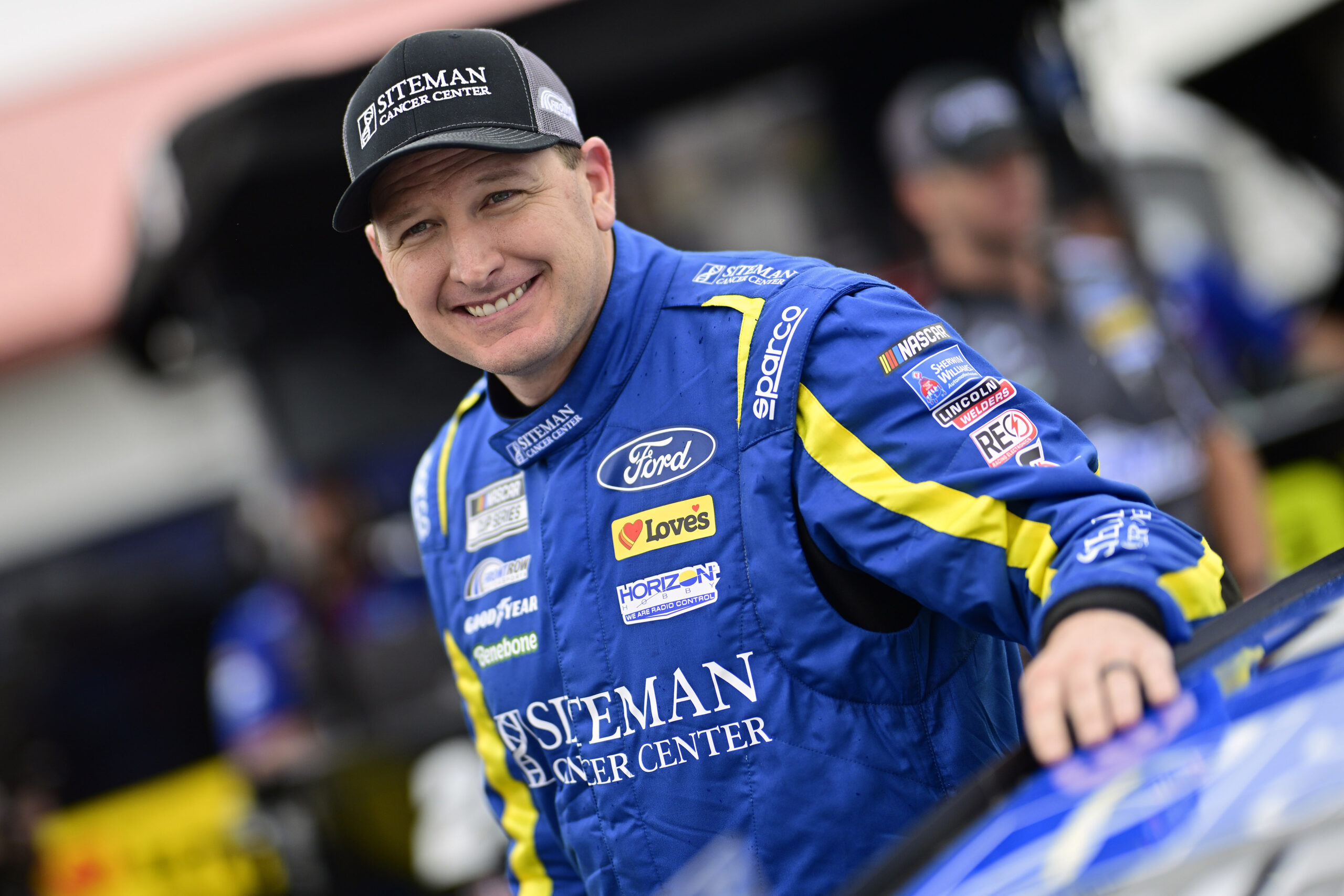 McDowell executes for third pole, Ford fast, sweeps front row at ...