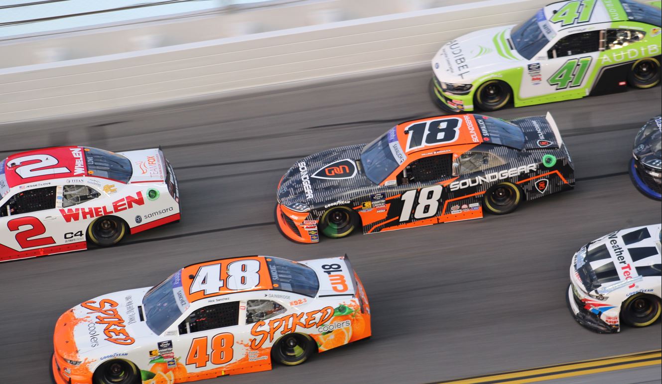 GALLERY: Saturday at Daytona | Kickin' the Tires